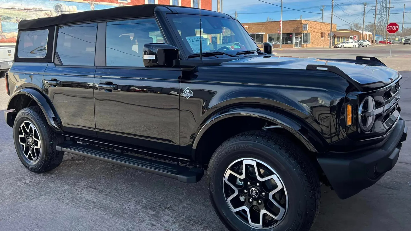 JCL Arram Auto Detailing | Premium Detailing Solutions in Kearney, NE